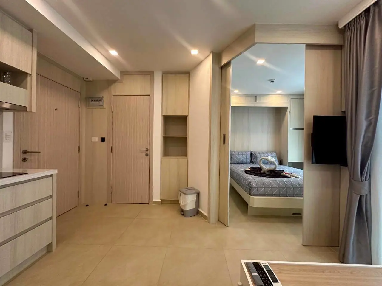 Olympus City Garden 1 Bedroom for rent